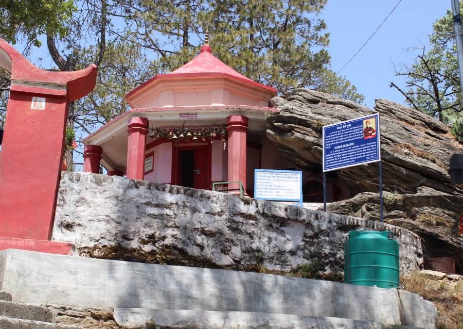 Kasar Devi temple Almora (Uttarakhand), magnetic field, history, timings