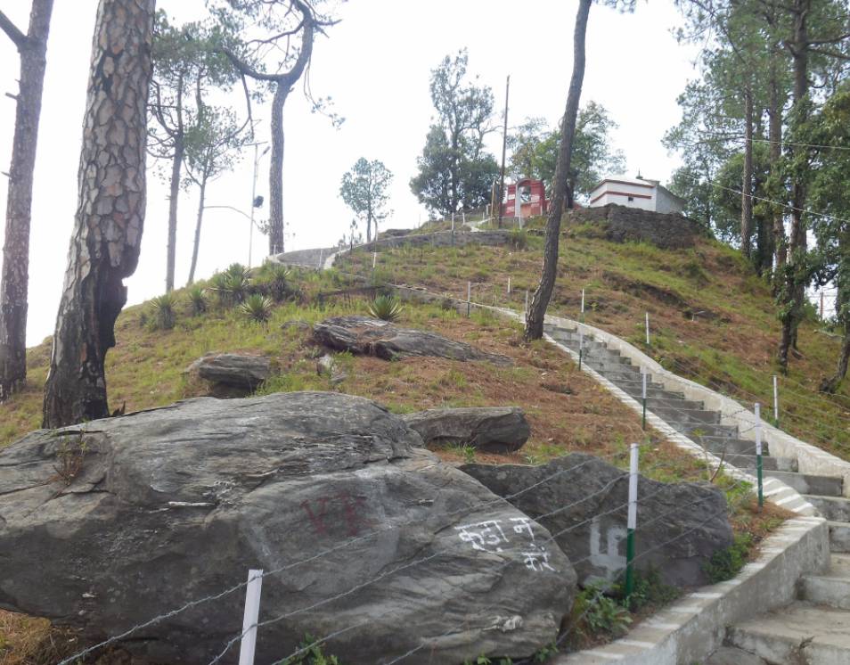 Kasar Devi temple Almora (Uttarakhand), magnetic field, history, timings