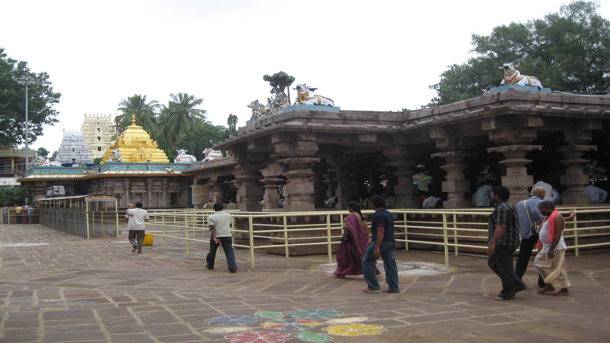 Mallikarjuna Jyotirlinga Temple (Srisailam), timings, history, darshan ...
