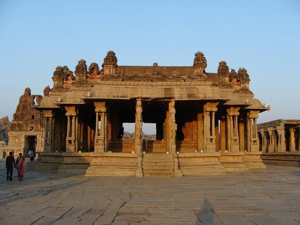 Hampi India - places to see in Hampi, history, points of interest, timings