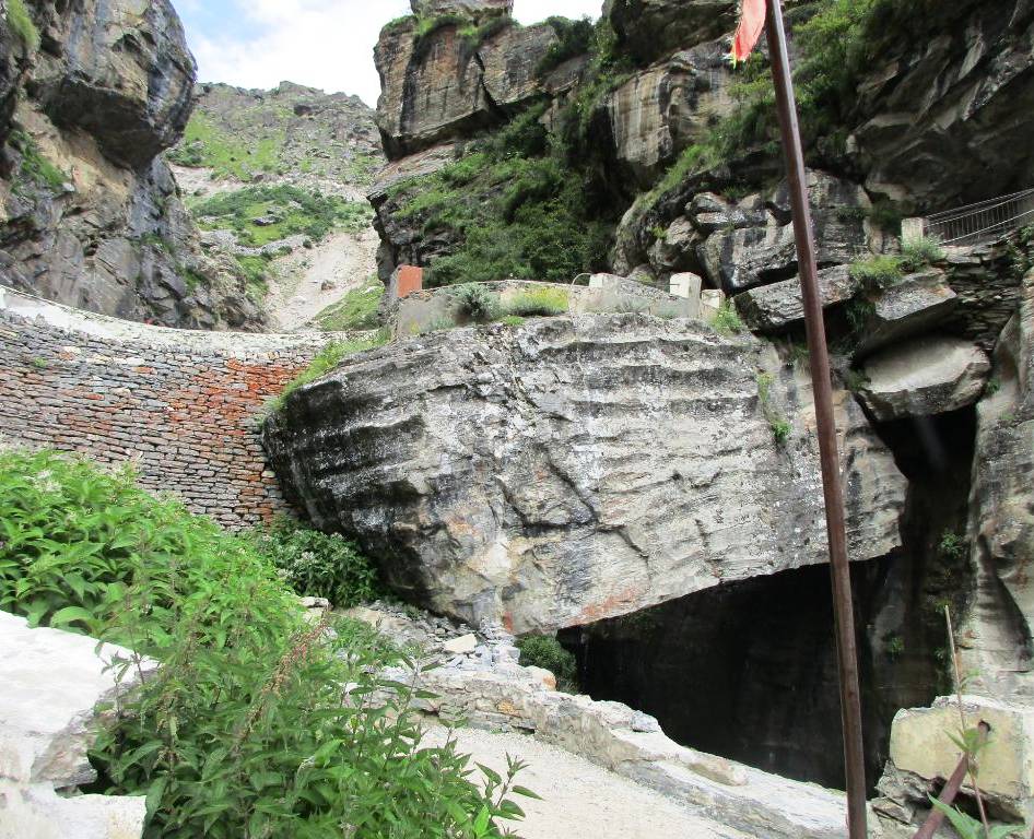 Bheem Pul Badrinath (Uttarakhand) | Bhim pul mana, history, facts