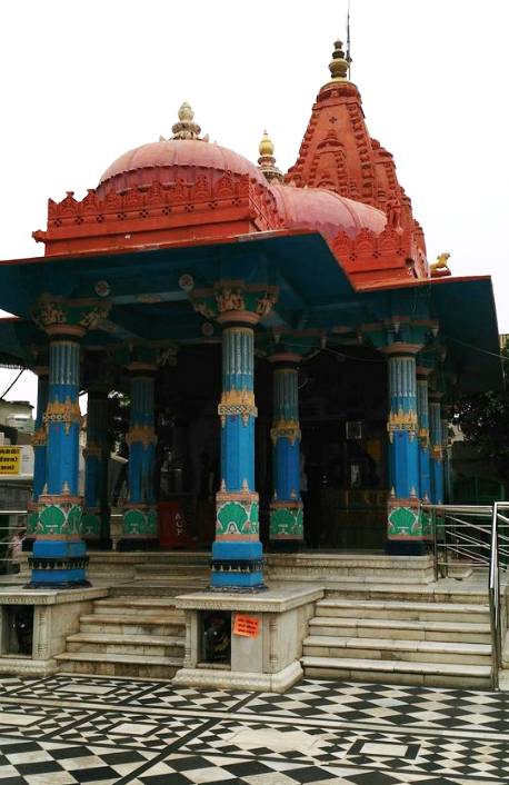 Brahma Temple Pushkar (Rajasthan), timings, history, distance