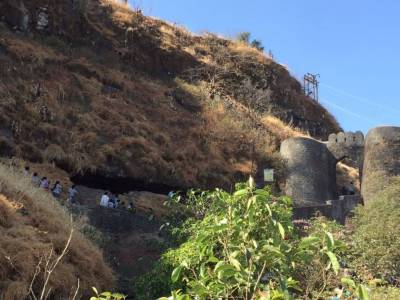 Sinhagad Fort, Pune | Sinhagad fort, history, distance, timings & trek